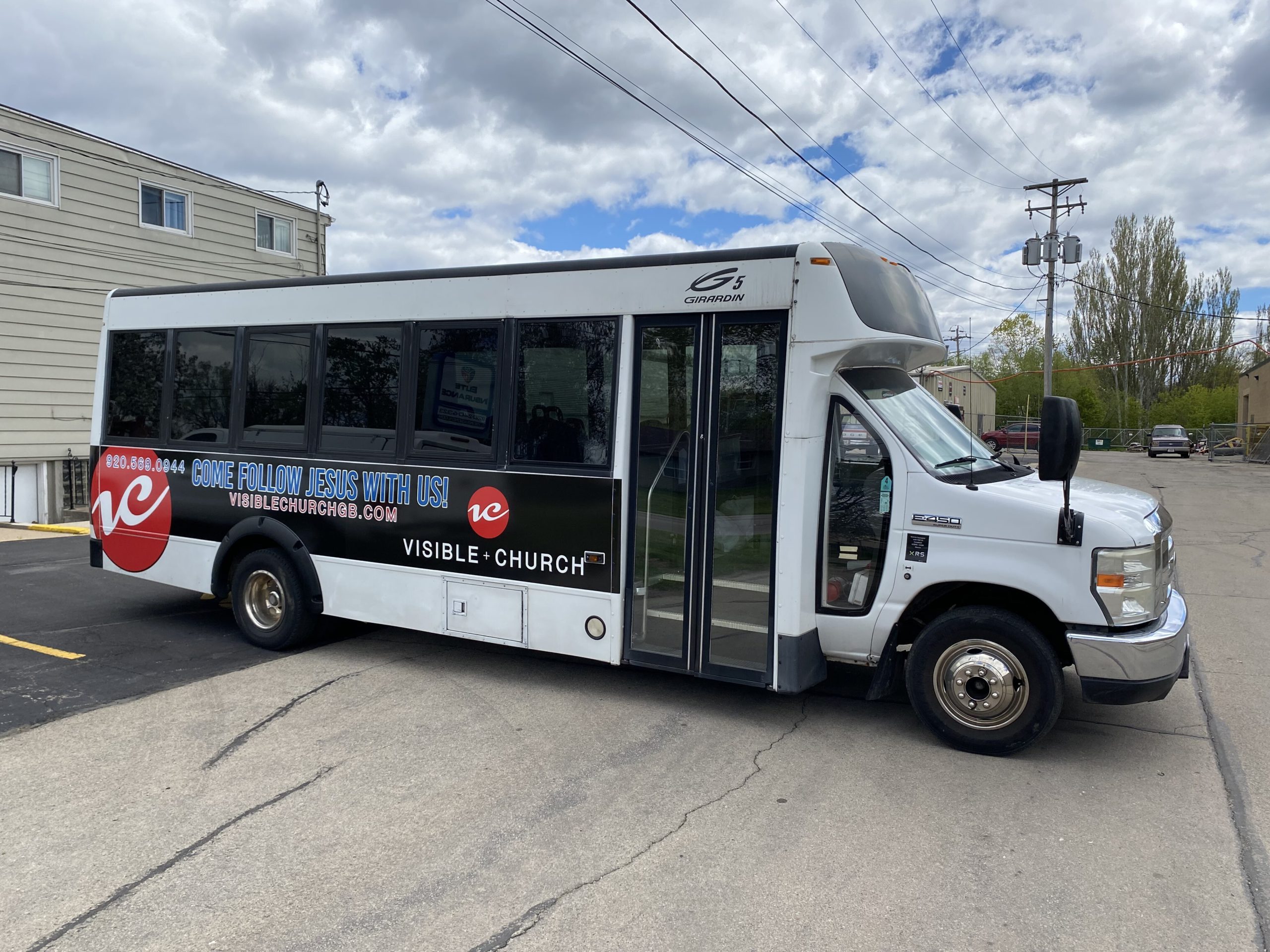 Why Bus Wraps Should Be Considered by Every Bus Owner