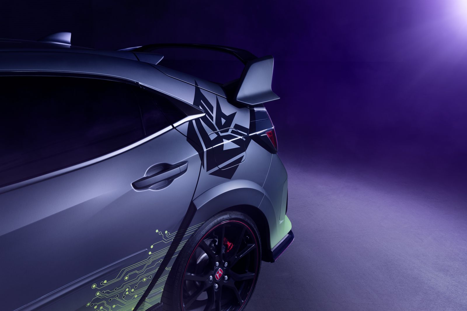 Transformers-Inspired Honda Civic Type R Wrap by Wrapmate